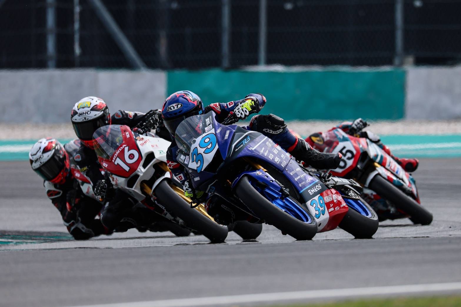 "ทัพนักบิดไทยยามาฮ่า" พลิกเกมสุดโหด ARRC - Tonkit360